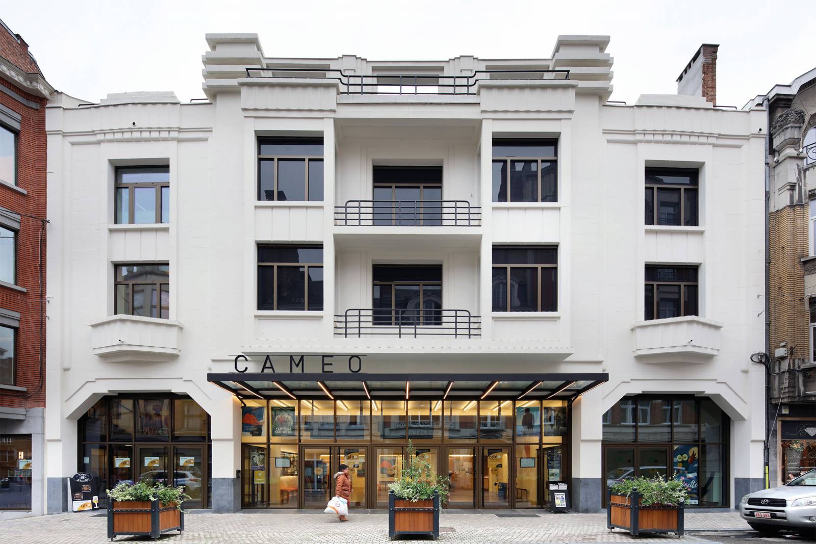 Cinema Cameo | V+ architecture